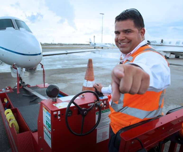 Search our Job Opportunities at Signature Flight Support Corporation